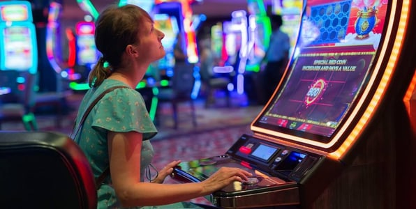 Slot Jackpot Tax Reporting Threshold to Increase in 2026